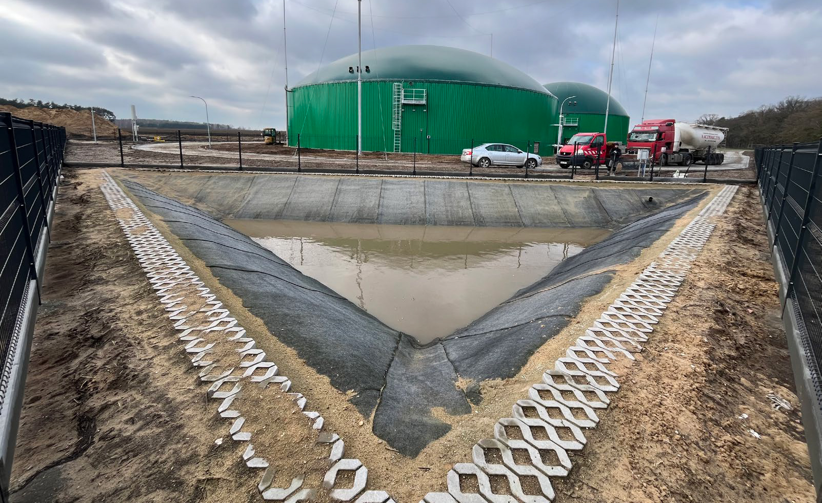 CCX-M Lagoon Lining | Szadek, Poland - Concrete Canvas